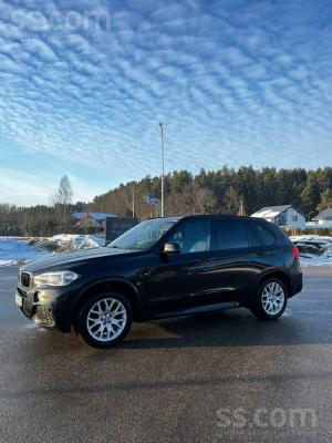 Melns BMW X5 2015 Rīga, ar dzinēja tilpumu 3.00 L un nobraukumu 220 tūkst. km par 17777 €, foto 7 vietnē AUTOMOTO.COM.LV