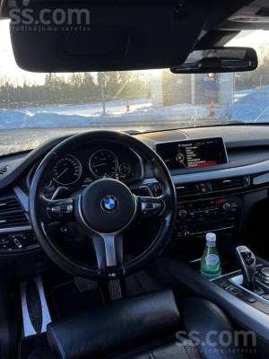 Melns BMW X5 2015 Rīga, ar dzinēja tilpumu 3.00 L un nobraukumu 220 tūkst. km par 17777 €, foto 9 vietnē AUTOMOTO.COM.LV