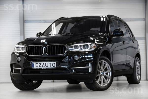 Black BMW X5 2015 in Tukums, with an engine capacity of 3.00 L and mileage of 200 thousand km for 16400 €, photo 1 on AUTOMOTO.COM.LV