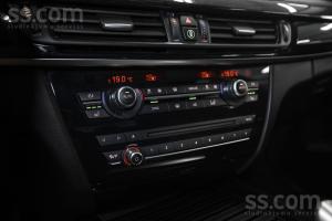 Черный БМВ Х5 2015 в Тукумс, объемом двигателя 3.00 л и пробегом 200 тыс. км за 16400 €, фото 19 на AUTOMOTO.COM.LV