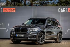 Melns BMW X5 2015 Rīga, ar dzinēja tilpumu 3.00 L un nobraukumu 325 tūkst. km par 15490 €, foto 1 vietnē AUTOMOTO.COM.LV