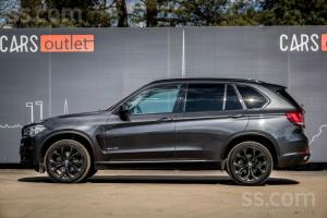 Melns BMW X5 2015 Rīga, ar dzinēja tilpumu 3.00 L un nobraukumu 325 tūkst. km par 15490 €, foto 6 vietnē AUTOMOTO.COM.LV