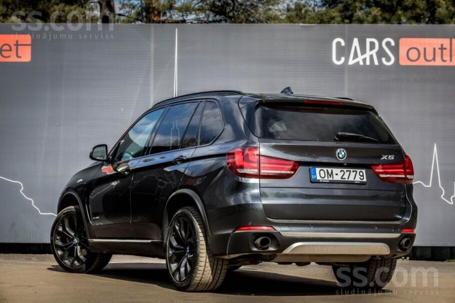 Melns BMW X5 2015 Rīga, ar dzinēja tilpumu 3.00 L un nobraukumu 325 tūkst. km par 15490 €, foto 7 vietnē AUTOMOTO.COM.LV