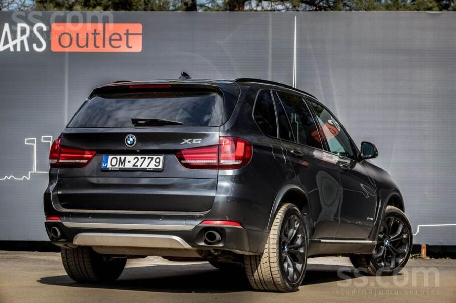 Melns BMW X5 2015 Rīga, ar dzinēja tilpumu 3.00 L un nobraukumu 325 tūkst. km par 15490 €, foto 8 vietnē AUTOMOTO.COM.LV