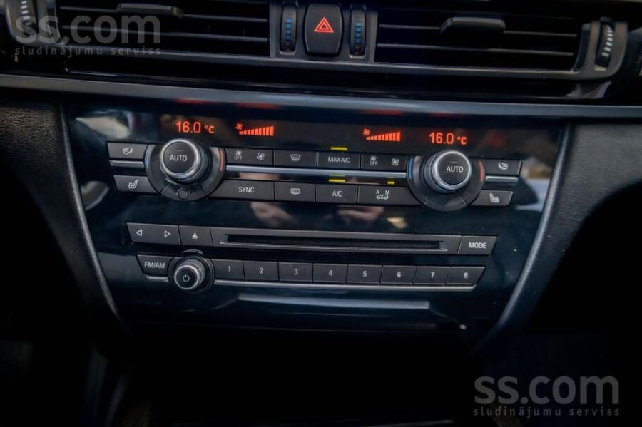 Melns BMW X5 2015 Rīga, ar dzinēja tilpumu 3.00 L un nobraukumu 325 tūkst. km par 15490 €, foto 17 vietnē AUTOMOTO.COM.LV