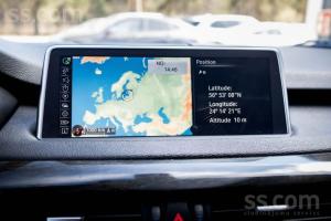 Melns BMW X5 2015 Rīga, ar dzinēja tilpumu 3.00 L un nobraukumu 325 tūkst. km par 15490 €, foto 22 vietnē AUTOMOTO.COM.LV