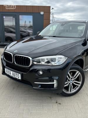 Melns BMW X5 2015 Kauņa, ar dzinēja tilpumu 2.00 L un nobraukumu 332 tūkst. km par 14300 €, foto 3 vietnē AUTOMOTO.COM.LV