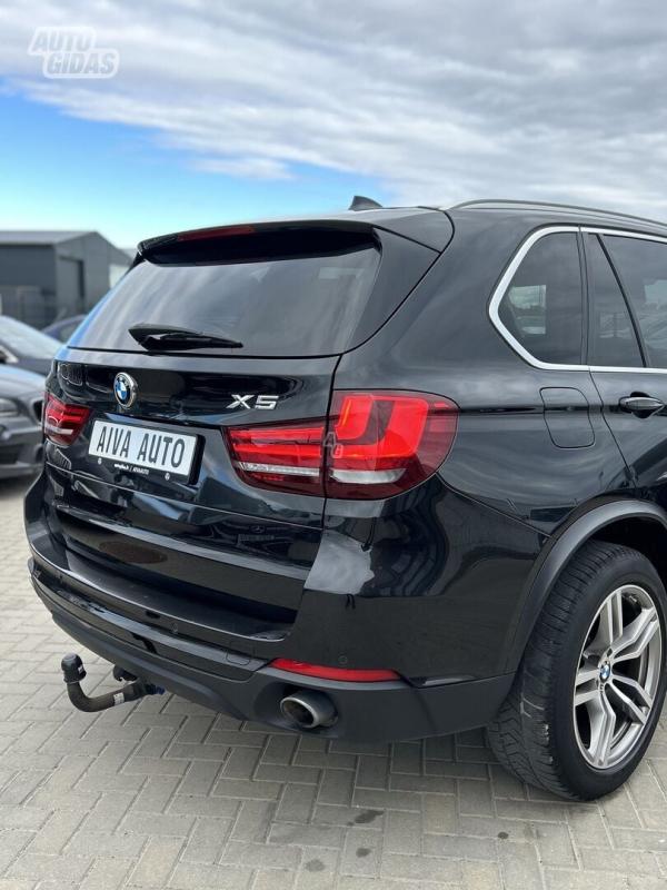 Black BMW X5 2015 in Kaunas, with an engine capacity of 2.00 L and mileage of 332 thousand km for 14300 €, photo 10 on AUTOMOTO.COM.LV