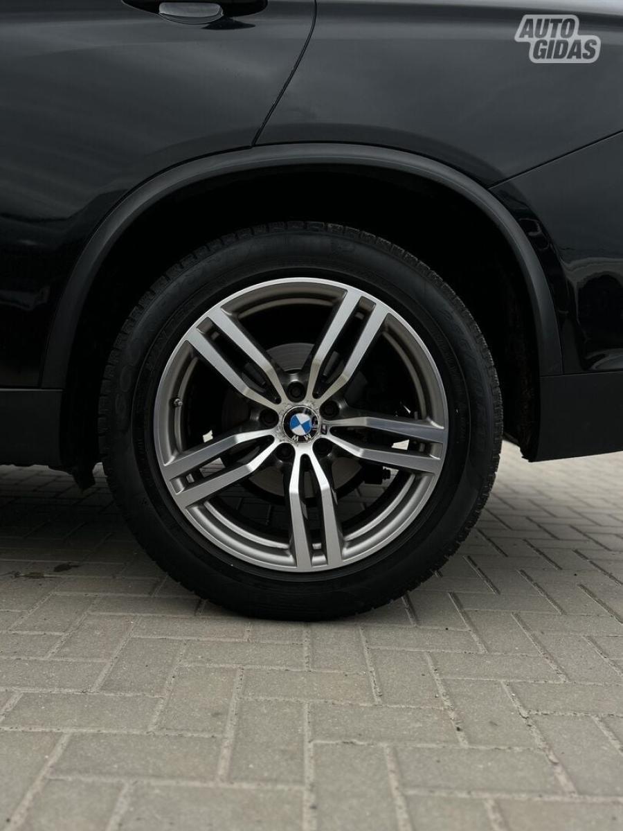 Melns BMW X5 2015 Kauņa, ar dzinēja tilpumu 2.00 L un nobraukumu 332 tūkst. km par 14300 €, foto 17 vietnē AUTOMOTO.COM.LV