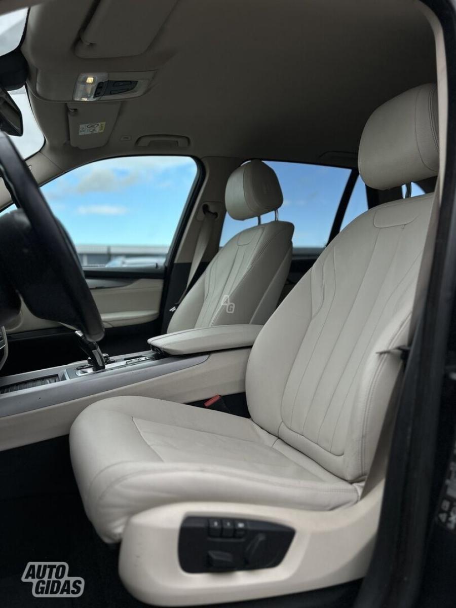 Melns BMW X5 2015 Kauņa, ar dzinēja tilpumu 2.00 L un nobraukumu 332 tūkst. km par 14300 €, foto 20 vietnē AUTOMOTO.COM.LV