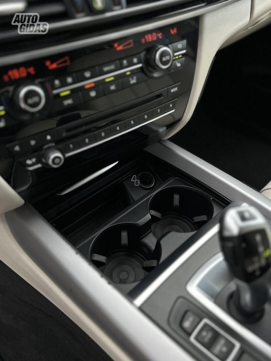 Melns BMW X5 2015 Kauņa, ar dzinēja tilpumu 2.00 L un nobraukumu 332 tūkst. km par 14300 €, foto 25 vietnē AUTOMOTO.COM.LV