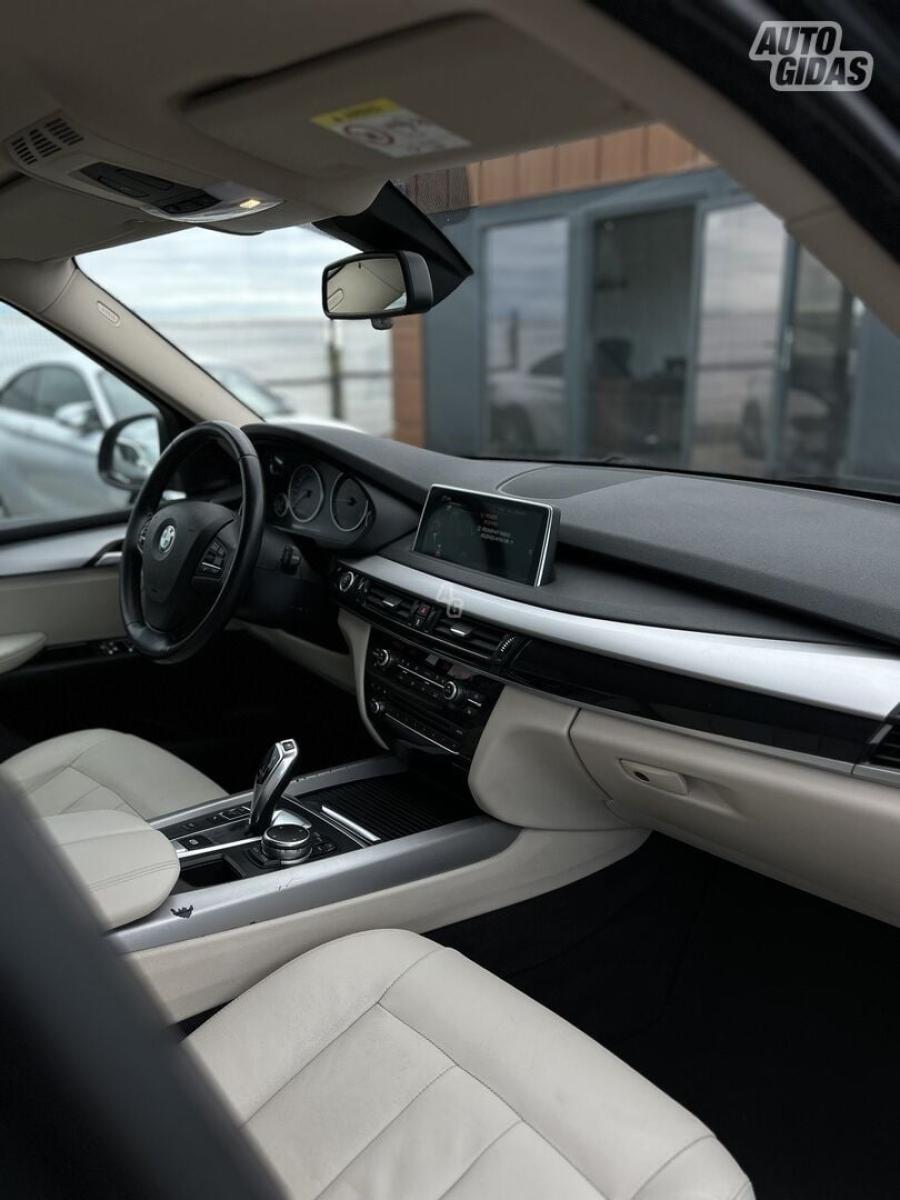 Melns BMW X5 2015 Kauņa, ar dzinēja tilpumu 2.00 L un nobraukumu 332 tūkst. km par 14300 €, foto 32 vietnē AUTOMOTO.COM.LV