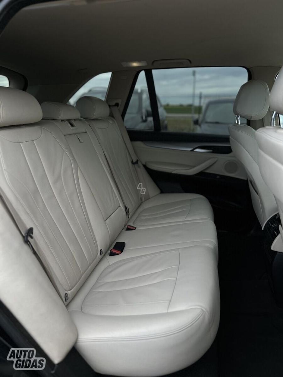 Melns BMW X5 2015 Kauņa, ar dzinēja tilpumu 2.00 L un nobraukumu 332 tūkst. km par 14300 €, foto 35 vietnē AUTOMOTO.COM.LV