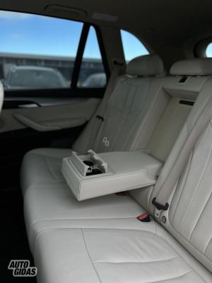 Melns BMW X5 2015 Kauņa, ar dzinēja tilpumu 2.00 L un nobraukumu 332 tūkst. km par 14300 €, foto 36 vietnē AUTOMOTO.COM.LV