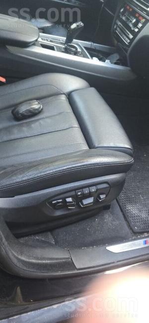 Melns BMW X5 2015 Rīga, ar dzinēja tilpumu 3.00 L un nobraukumu 202 tūkst. km par 18990 €, foto 13 vietnē AUTOMOTO.COM.LV