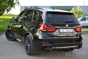 Melns BMW X5 2016 Daugavpils, ar dzinēja tilpumu 3.00 L un nobraukumu 156 tūkst. km par 26000 €, foto 3 vietnē AUTOMOTO.COM.LV