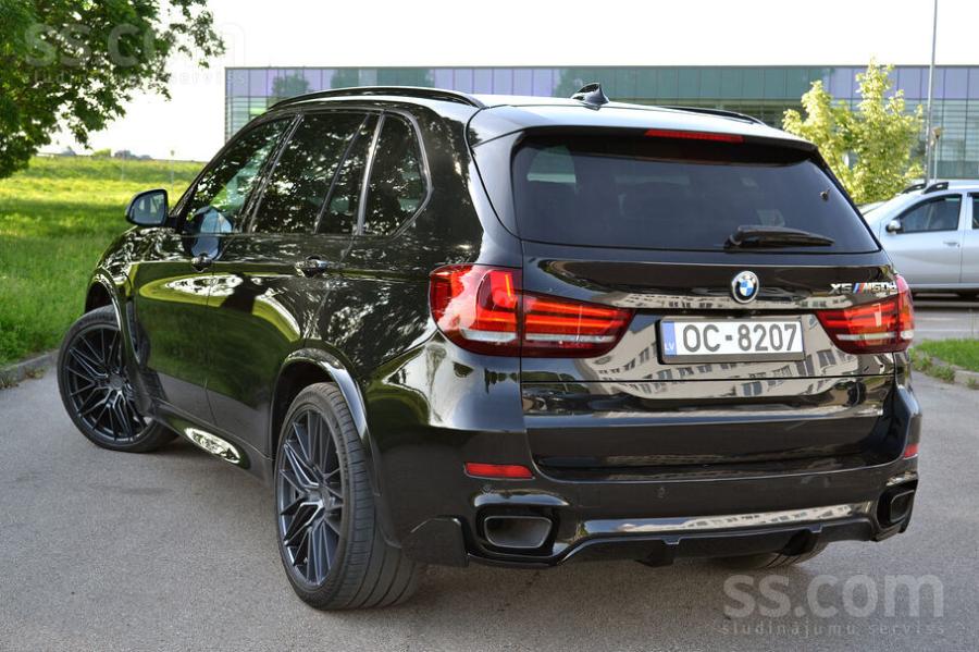 Melns BMW X5 2016 Daugavpils, ar dzinēja tilpumu 3.00 L un nobraukumu 156 tūkst. km par 26000 €, foto 3 vietnē AUTOMOTO.COM.LV