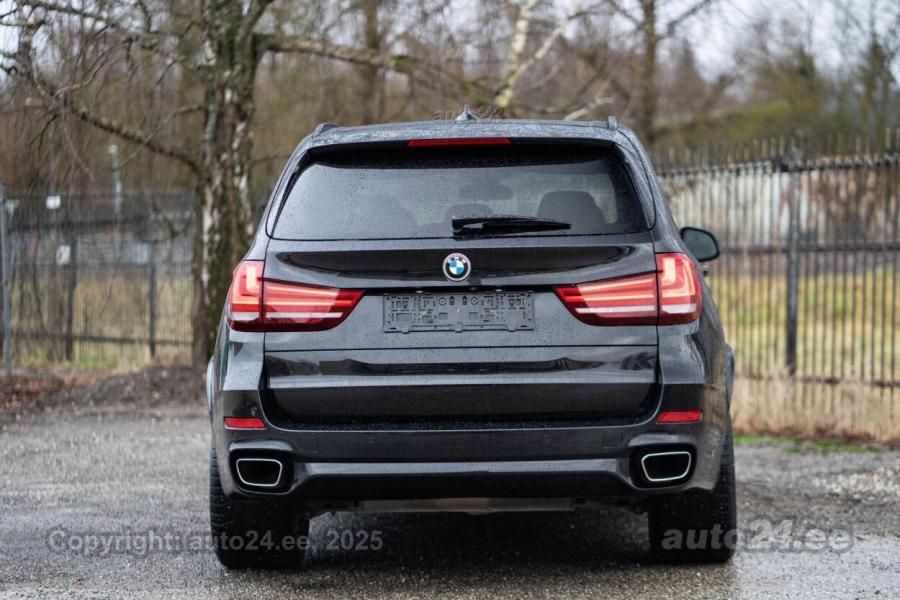 Black BMW X5 2016 in Tartu, with an engine capacity of 0.00 L and mileage of 89 thousand km for 33490 €, photo 3 on AUTOMOTO.COM.LV