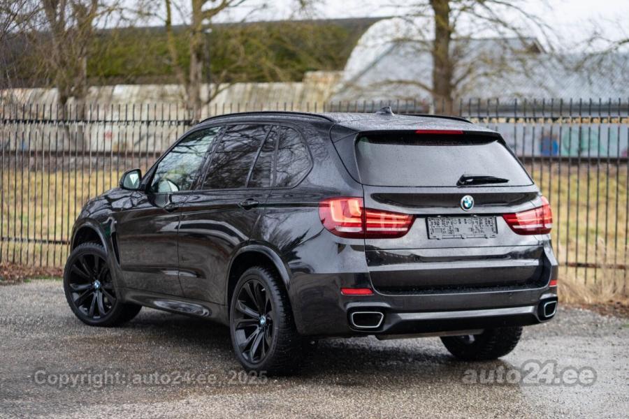 Black BMW X5 2016 in Tartu, with an engine capacity of 0.00 L and mileage of 89 thousand km for 33490 €, photo 5 on AUTOMOTO.COM.LV