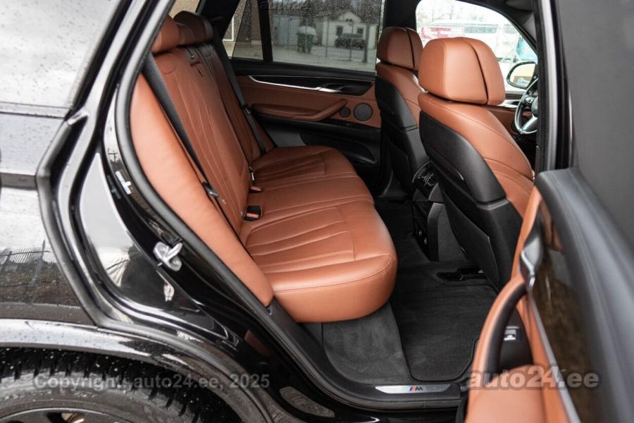 Black BMW X5 2016 in Tartu, with an engine capacity of 0.00 L and mileage of 89 thousand km for 33490 €, photo 11 on AUTOMOTO.COM.LV