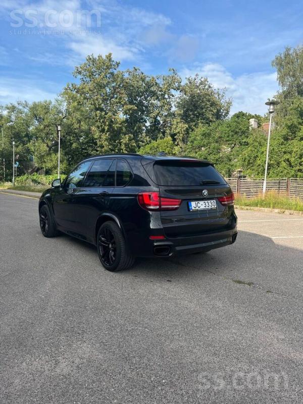Melns BMW X5 2016 Rīga, ar dzinēja tilpumu 3.00 L un nobraukumu 155 tūkst. km par 28000 €, foto 3 vietnē AUTOMOTO.COM.LV
