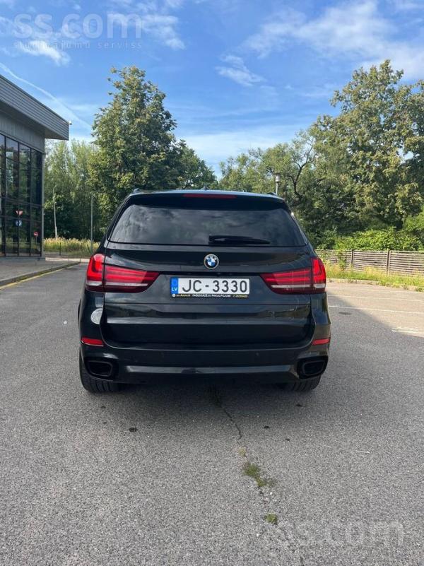 Melns BMW X5 2016 Rīga, ar dzinēja tilpumu 3.00 L un nobraukumu 155 tūkst. km par 28000 €, foto 4 vietnē AUTOMOTO.COM.LV