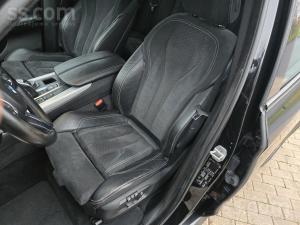 Black BMW X5 2016 in Jurmala, with an engine capacity of 3.00 L and mileage of 198 thousand km for 19500 €, photo 6 on AUTOMOTO.COM.LV