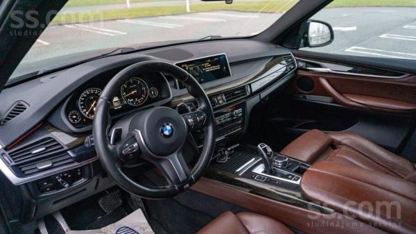 Melns BMW X5 2016 Rīga, ar dzinēja tilpumu 3.00 L un nobraukumu 341 tūkst. km par 20990 €, foto 10 vietnē AUTOMOTO.COM.LV