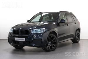 Black BMW X5 2016 in Riga, with an engine capacity of 3.00 L and mileage of 256 thousand km for 26900 €, photo  on AUTOMOTO.COM.LV