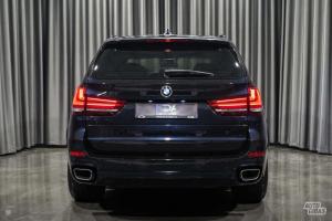 Black BMW X5 2016 in Marijampole, with an engine capacity of 3.00 L and mileage of 225 thousand km for 22850 €, photo 10 on AUTOMOTO.COM.LV