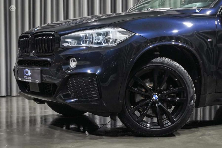 Black BMW X5 2016 in Marijampole, with an engine capacity of 2.99 L and mileage of 225 thousand km for 22850 €, photo 6 on AUTOMOTO.COM.LV
