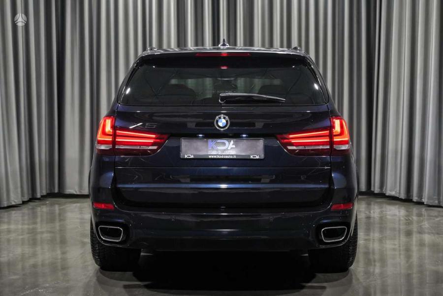 Black BMW X5 2016 in Marijampole, with an engine capacity of 2.99 L and mileage of 225 thousand km for 22850 €, photo 10 on AUTOMOTO.COM.LV