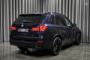 Black BMW X5 2016 in Marijampole, with an engine capacity of 2.99 L and mileage of 225 thousand km for 22850 €, photo 12 on AUTOMOTO.COM.LV