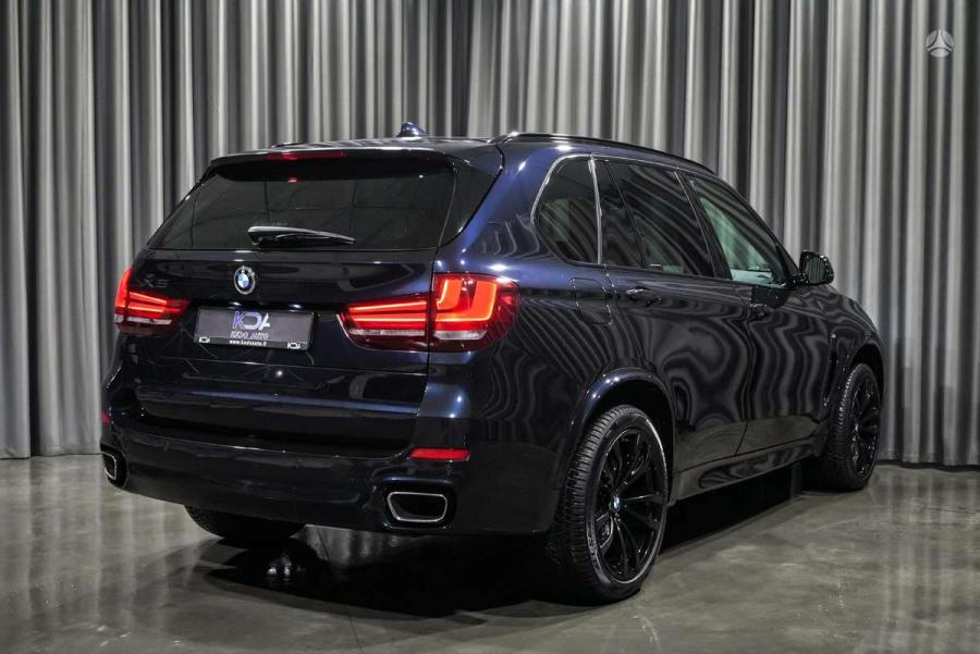 Black BMW X5 2016 in Marijampole, with an engine capacity of 2.99 L and mileage of 225 thousand km for 22850 €, photo 12 on AUTOMOTO.COM.LV