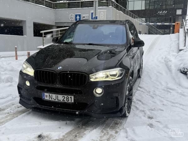 Melns BMW X5 2016 Viļņa, ar dzinēja tilpumu 3.00 L un nobraukumu 300 tūkst. km par 21800 €, foto 2 vietnē AUTOMOTO.COM.LV