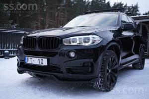 Black BMW X5 2016 in Riga, with an engine capacity of 2.00 L and mileage of 223 thousand km for 20500 €, photo  on AUTOMOTO.COM.LV