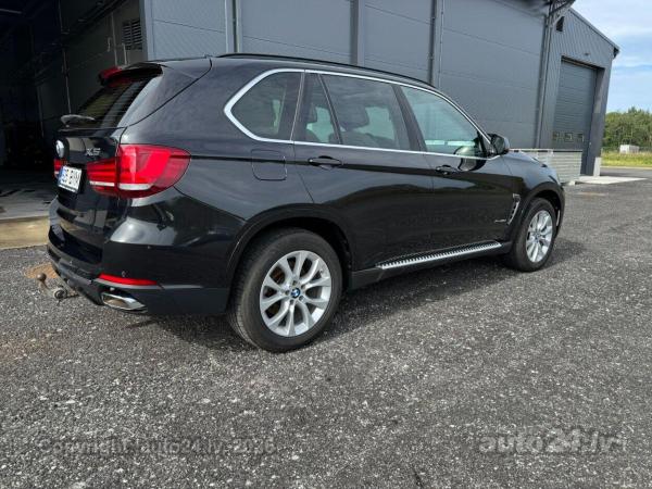 Black BMW X5 2016 in Tallinn, with an engine capacity of 3.00 L and mileage of 240 thousand km for 20900 €, photo 2 on AUTOMOTO.COM.LV