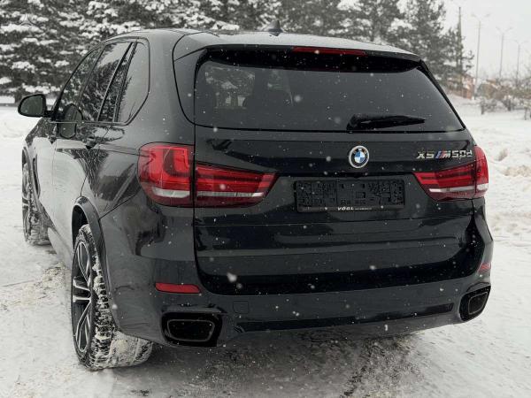 Black BMW X5 2016 in Rokiskis, with an engine capacity of 2.99 L and mileage of 226 thousand km for 18850 €, photo 6 on AUTOMOTO.COM.LV