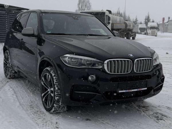 Black BMW X5 2016 in Rokiskis, with an engine capacity of 2.99 L and mileage of 226 thousand km for 18850 €, photo 10 on AUTOMOTO.COM.LV