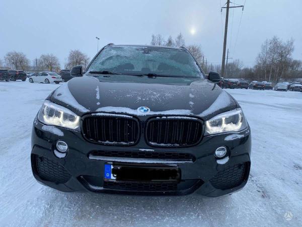 Melns BMW X5 2016 Marijampole, ar dzinēja tilpumu 2.99 L un nobraukumu 274 tūkst. km par 21000 €, foto 2 vietnē AUTOMOTO.COM.LV