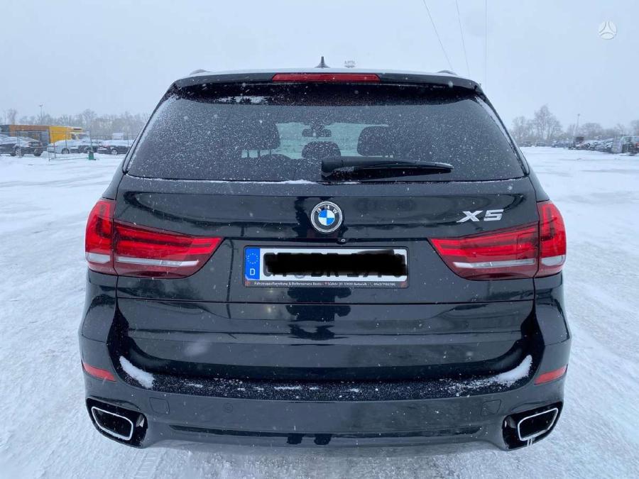 Melns BMW X5 2016 Marijampole, ar dzinēja tilpumu 2.99 L un nobraukumu 274 tūkst. km par 21000 €, foto 5 vietnē AUTOMOTO.COM.LV