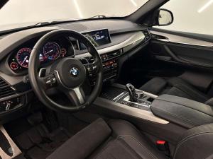 Black BMW X5 2016 in Marijampole, with an engine capacity of 2.99 L and mileage of 340 thousand km for 21450 €, photo 2 on AUTOMOTO.COM.LV