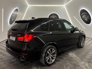 Black BMW X5 2016 in Marijampole, with an engine capacity of 2.99 L and mileage of 340 thousand km for 21450 €, photo 29 on AUTOMOTO.COM.LV