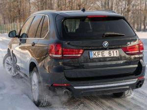 Black BMW X5 2016 in Vilnius, with an engine capacity of 2.98 L and mileage of 194 thousand km for 15500 €, photo 9 on AUTOMOTO.COM.LV