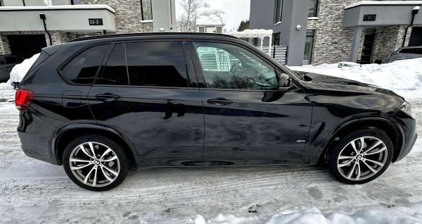 Melns BMW X5 2016 Viļņa, ar dzinēja tilpumu 2.00 L un nobraukumu 200 tūkst. km par 19750 €, foto 4 vietnē AUTOMOTO.COM.LV