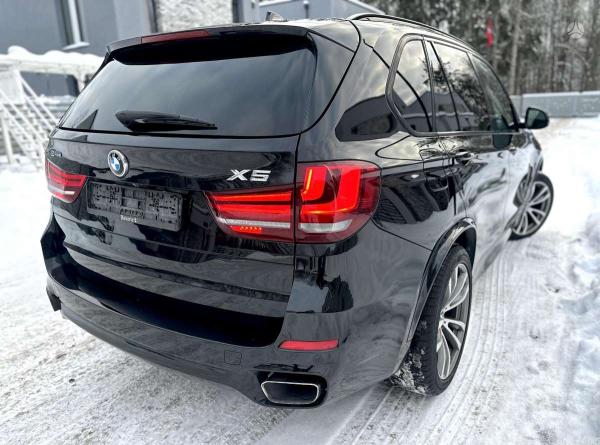 Melns BMW X5 2016 Viļņa, ar dzinēja tilpumu 2.00 L un nobraukumu 200 tūkst. km par 19750 €, foto 5 vietnē AUTOMOTO.COM.LV