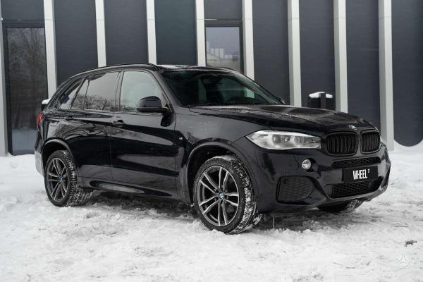 Black BMW X5 2016 in Vilnius, with an engine capacity of 2.99 L and mileage of 170 thousand km for 22690 €, photo 7 on AUTOMOTO.COM.LV