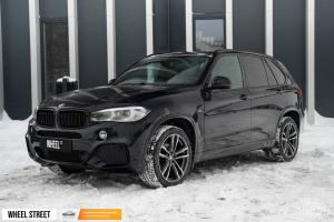 Melns BMW X5 2016 Viļņa, ar dzinēja tilpumu 3.00 L un nobraukumu 170 tūkst. km par 22690 €, foto  vietnē AUTOMOTO.COM.LV