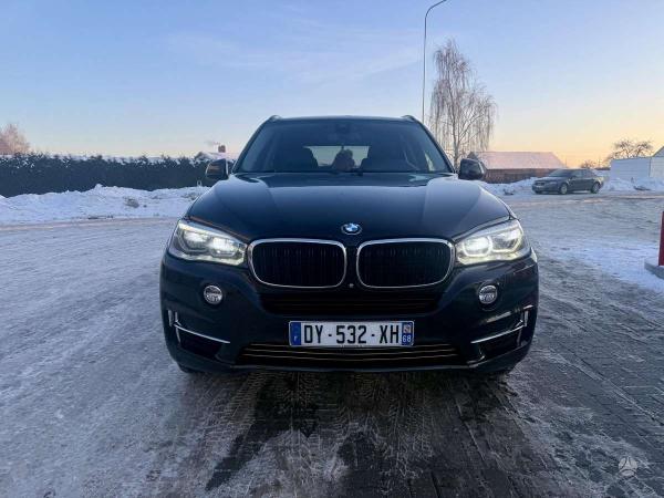 Black BMW X5 2016 in Taurage, with an engine capacity of 2.99 L and mileage of 260 thousand km for 17300 €, photo 3 on AUTOMOTO.COM.LV