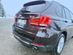 Black BMW X5 2016 in Taurage, with an engine capacity of 2.99 L and mileage of 265 thousand km for 16900 €, photo 10 on AUTOMOTO.COM.LV